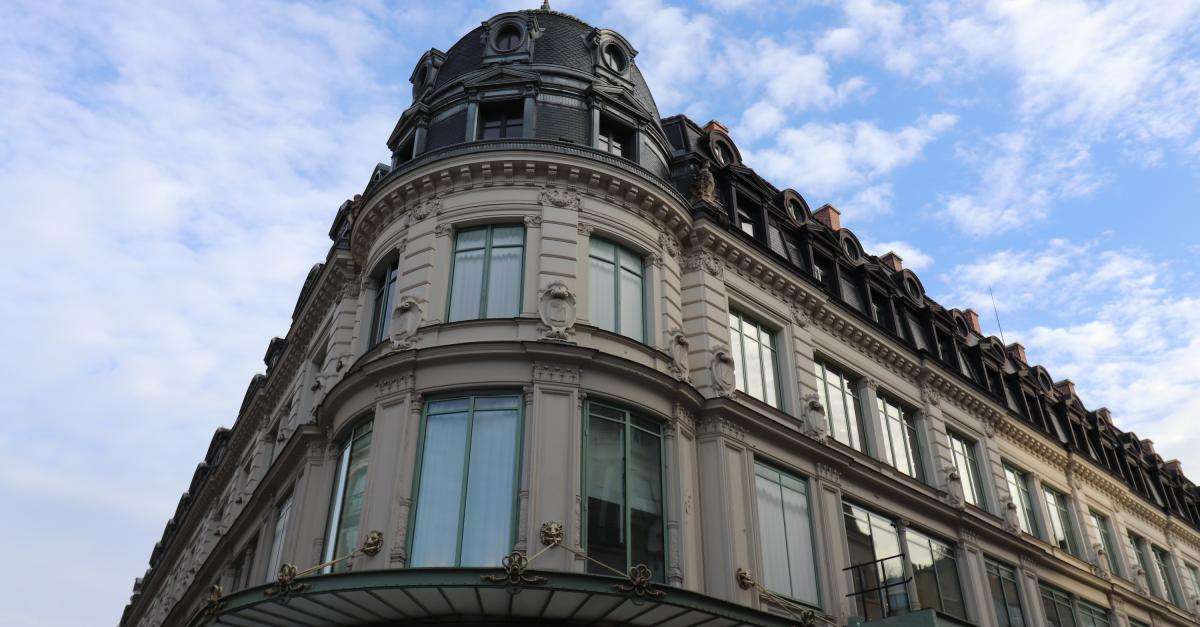 Autumn in Paris - The Hotel Motte Picquet